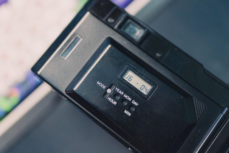 美能达AF-Tele:穷人的变焦旁轴玩具 - 雪猫社