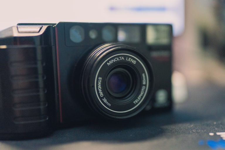 美能达AF-Tele:穷人的变焦旁轴玩具 - 雪猫社